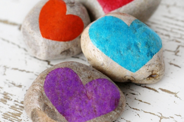 Book Themed Activities - Gratitude Rocks - GetLitt!
